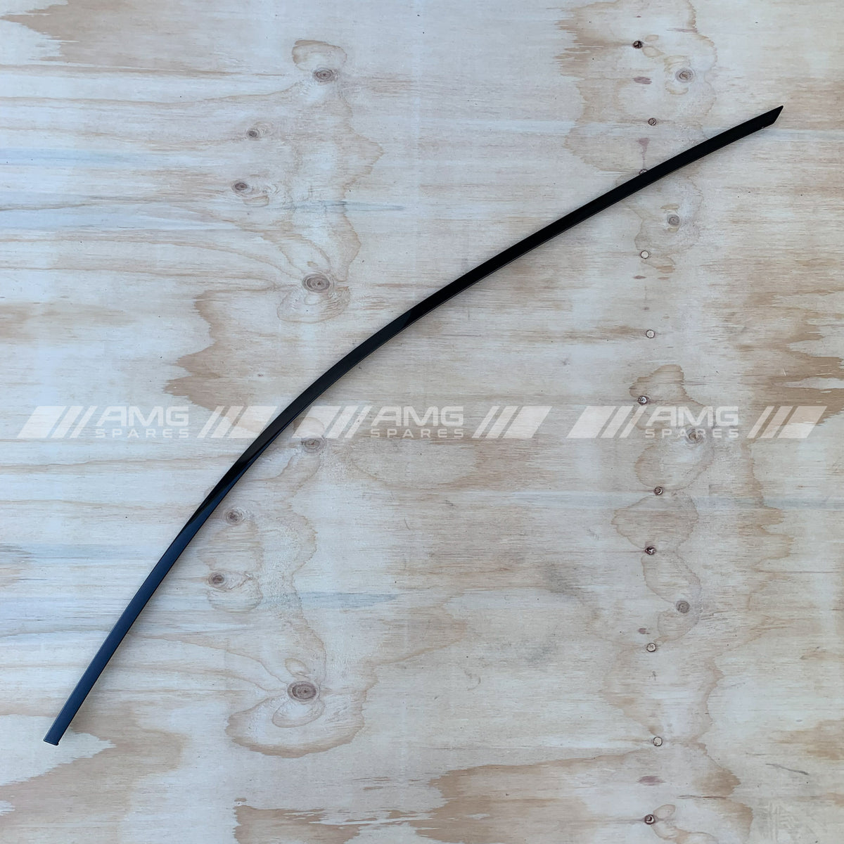 W205 front right upper molding trim A2056900280 – AMG Spares